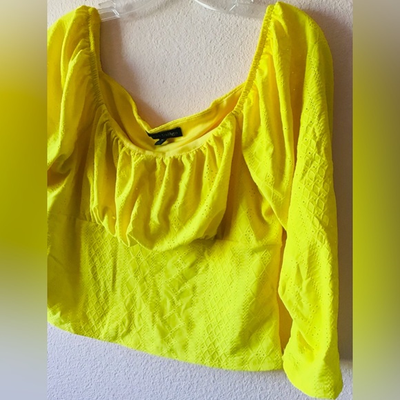 always indigo | Tops | Always Indigo Yellow Pattered Crop Top Size ...